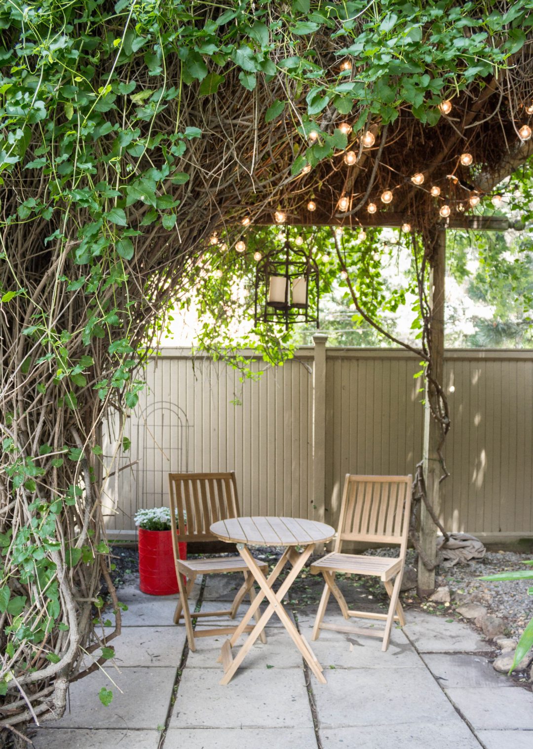 Everything You Need to Refresh Your Outdoor Space | Beginning in the Middle
